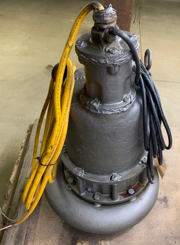 HYDROMATIC/AURORA Submersible Sewage Pump | Flood Control and Sump Pumps