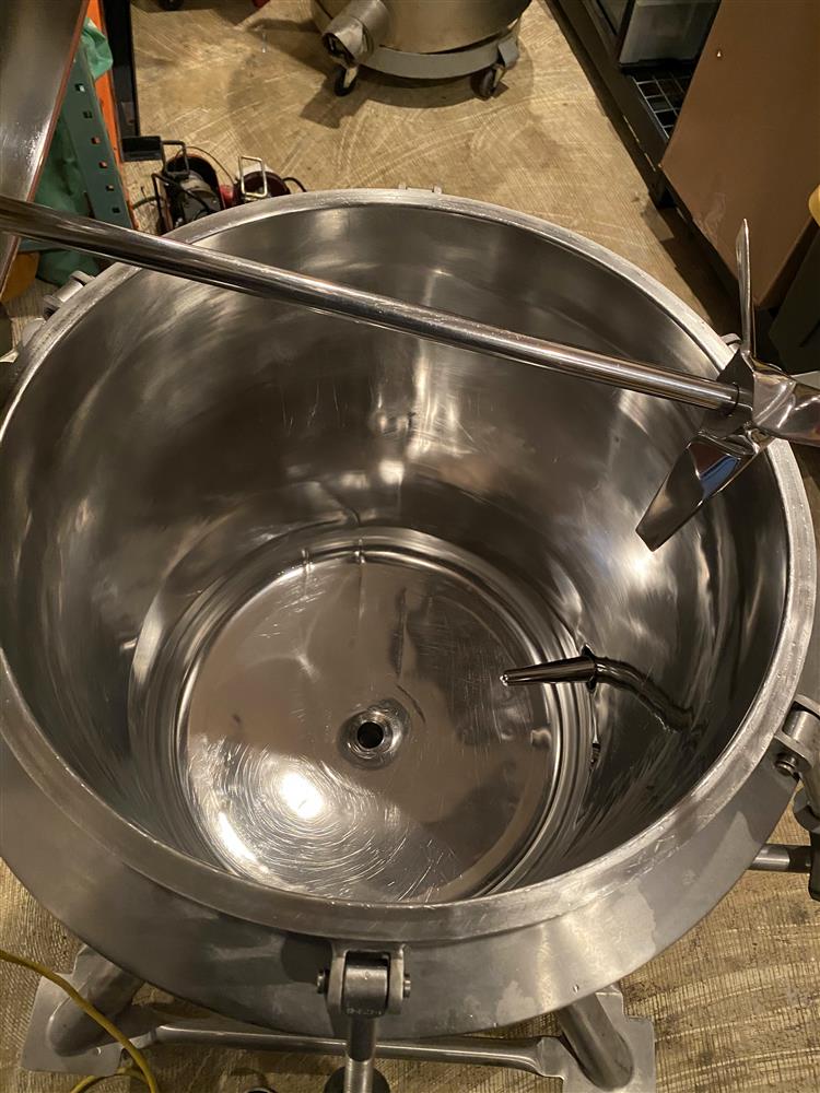 100 Liter WALKER Tank with Lightnin Mixer | Pressure Rated Jacketed Tanks