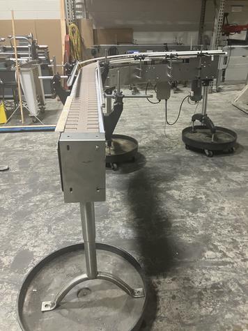 4.5in Table Top Conveyor with 90 Degree Turn | TableTop Chain Conveyors